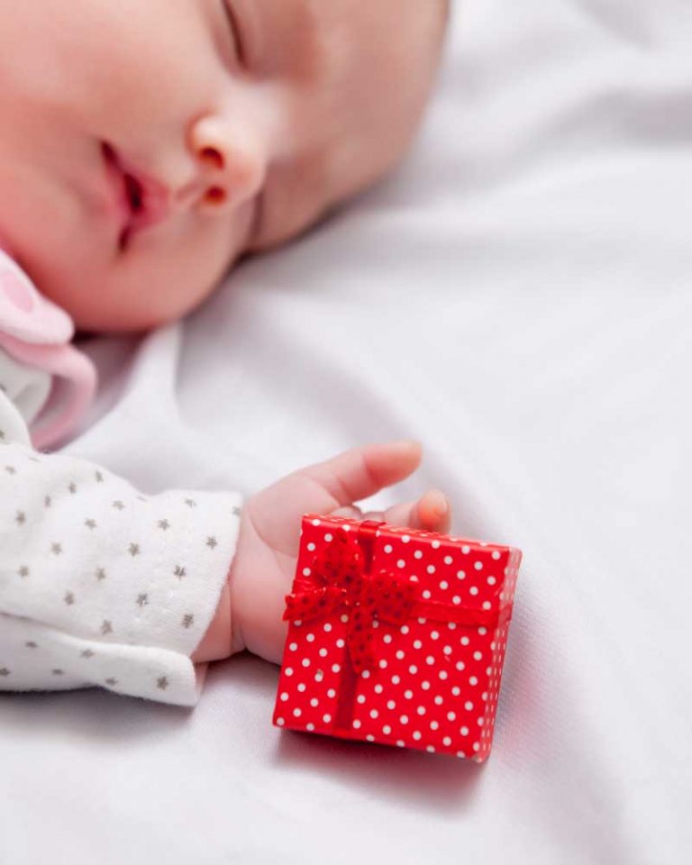 Pokloni za bebe koji će svakoga oduševiti - Rastimo zdravo