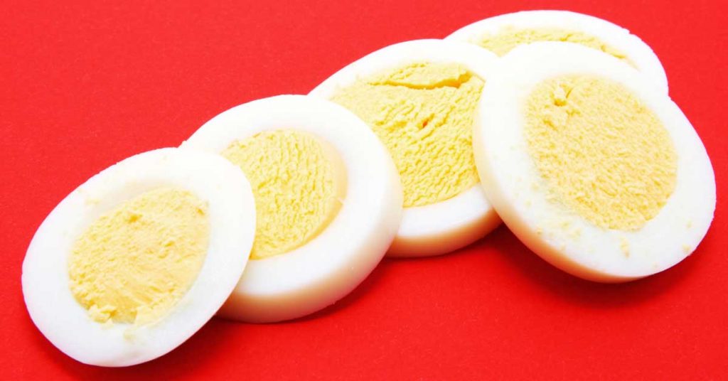 Jaje za bebe: kada ga uvesti u ishranu i kako? - Rastimo zdravo